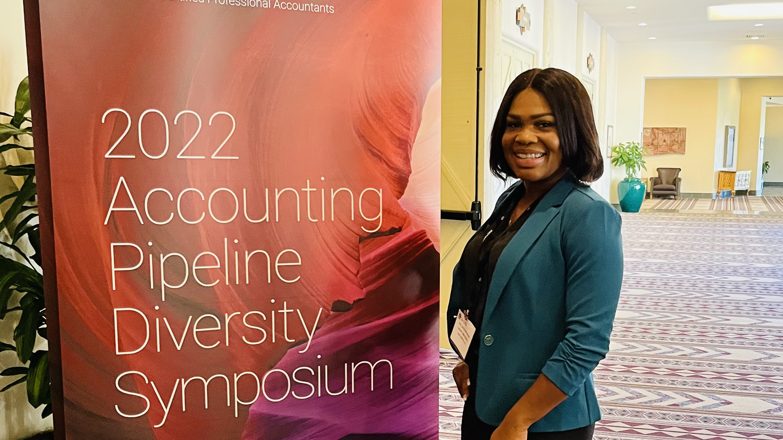 Rider senior receives scholarship from national accounting organization | Rider University